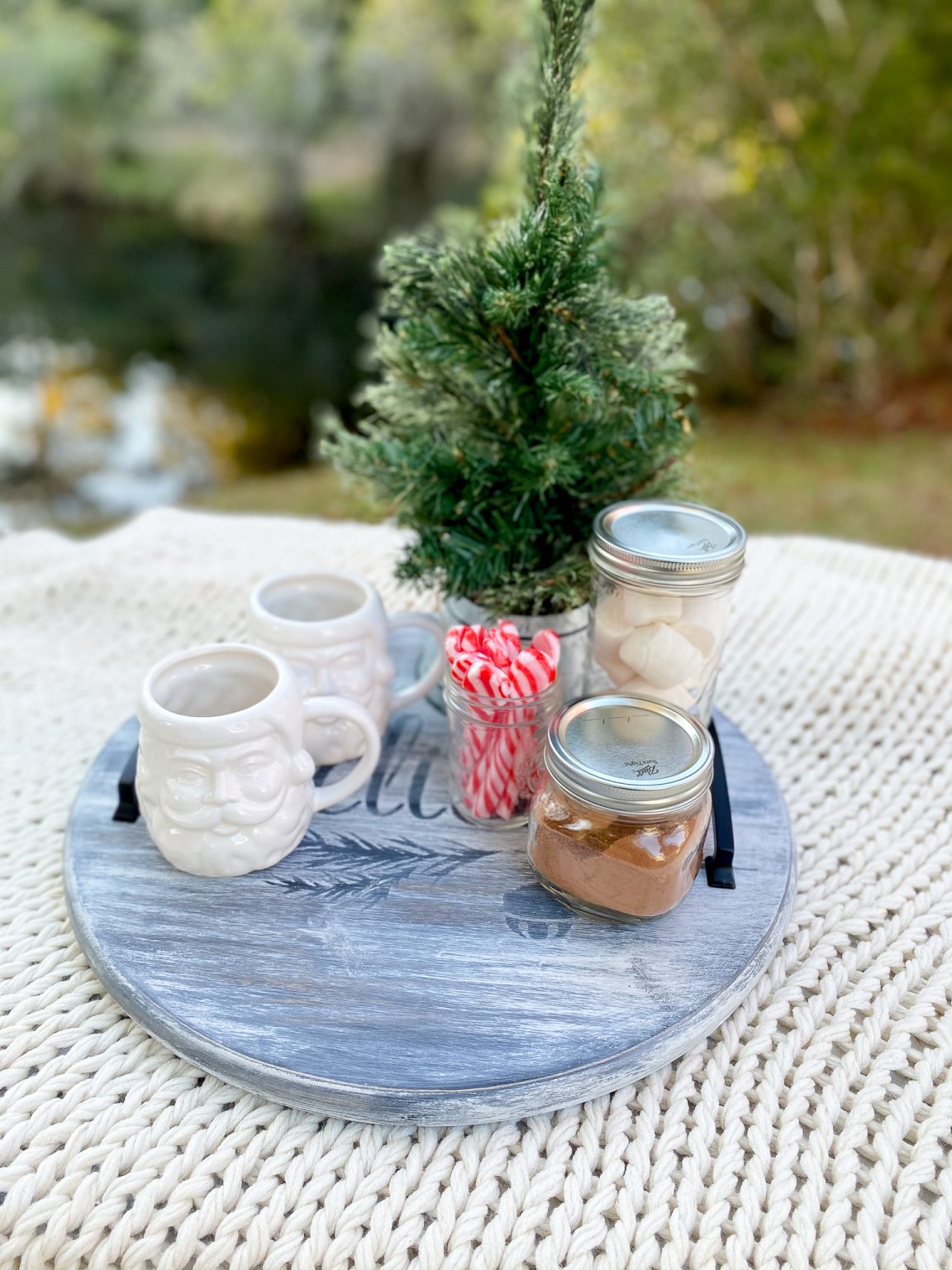 Homemade Holiday Gifts: Lazy Susan Tray with The Home Depot - Cribbs Style