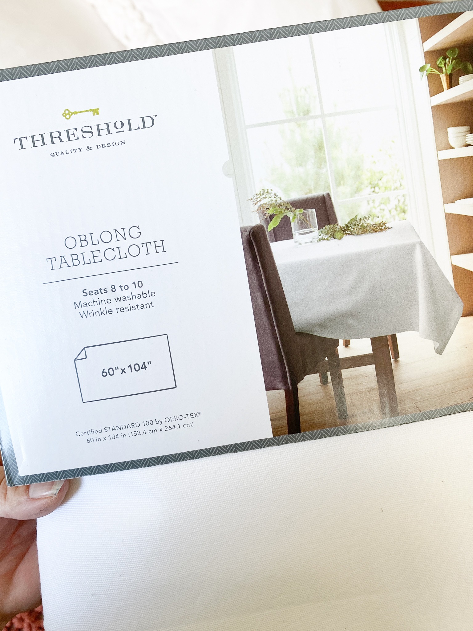 Easy and inexpensive tablecloth curtains - Cribbs Style